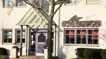 Fachada da propriedade