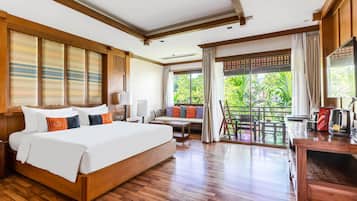 Deluxe Double Room, Balcony (with Air Purifier) | Roupas de cama premium, camas Select Comfort