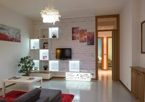 Apartamento, 3 quartos | Entrada (vista interna)