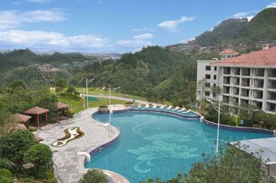 Piscina externa sazonal