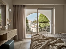 Apartamento superior, 2 quartos | Vista do quarto