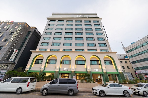 Liv Life Hotel - Ansan-si