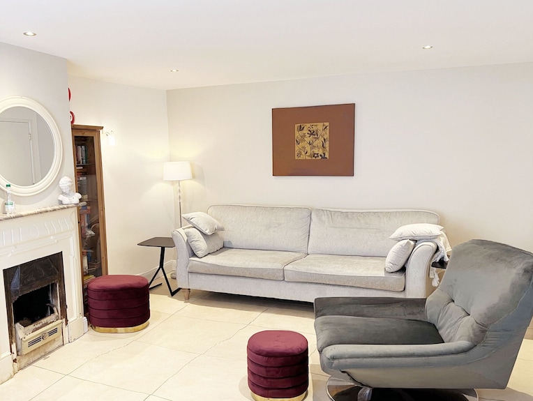 Beautiful Townhouse, 3dbr-sleeps 6 Adults. Special & Unique In Galway City! - Galway