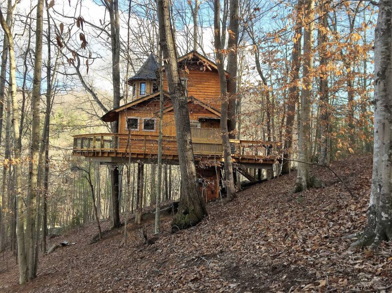 11 Unique Vrbos To Rent For An Unforgettable Getaway | TravelAwaits