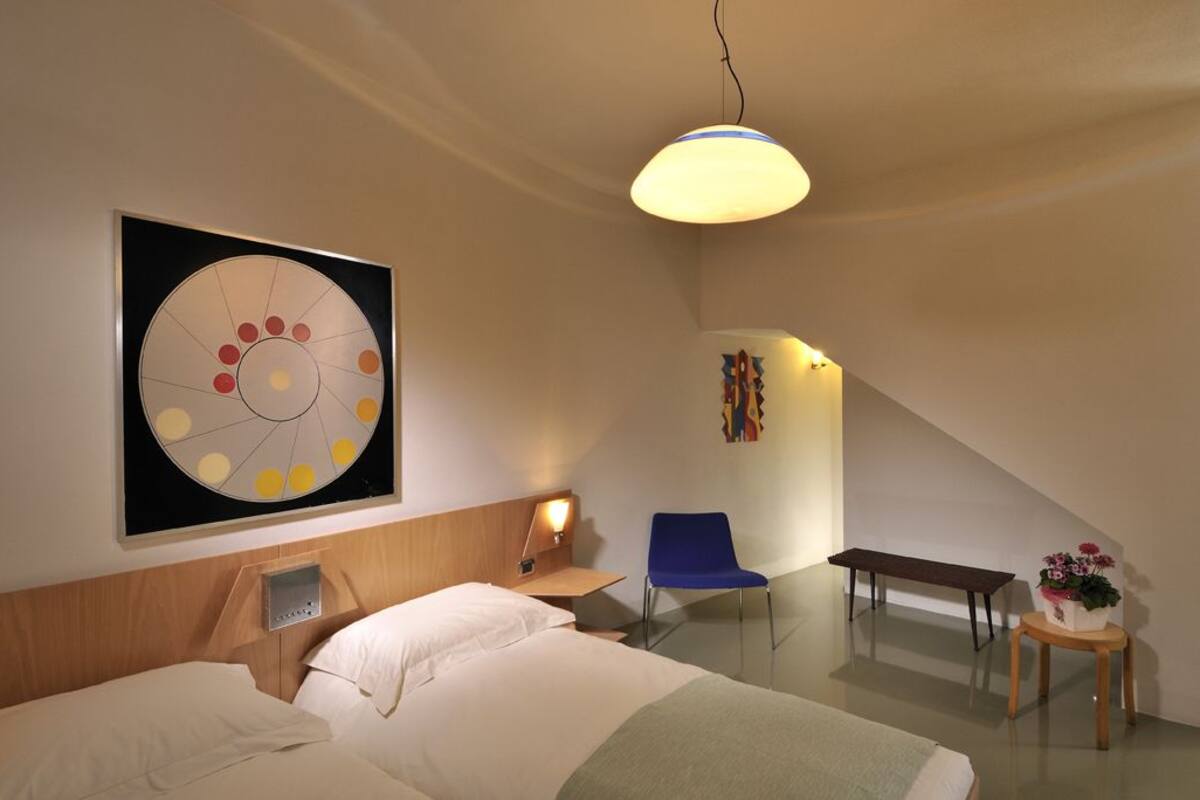 Quarto Twin Superior | Minibar, cofre no quarto, secretária, cortinas/cortinados opacos 