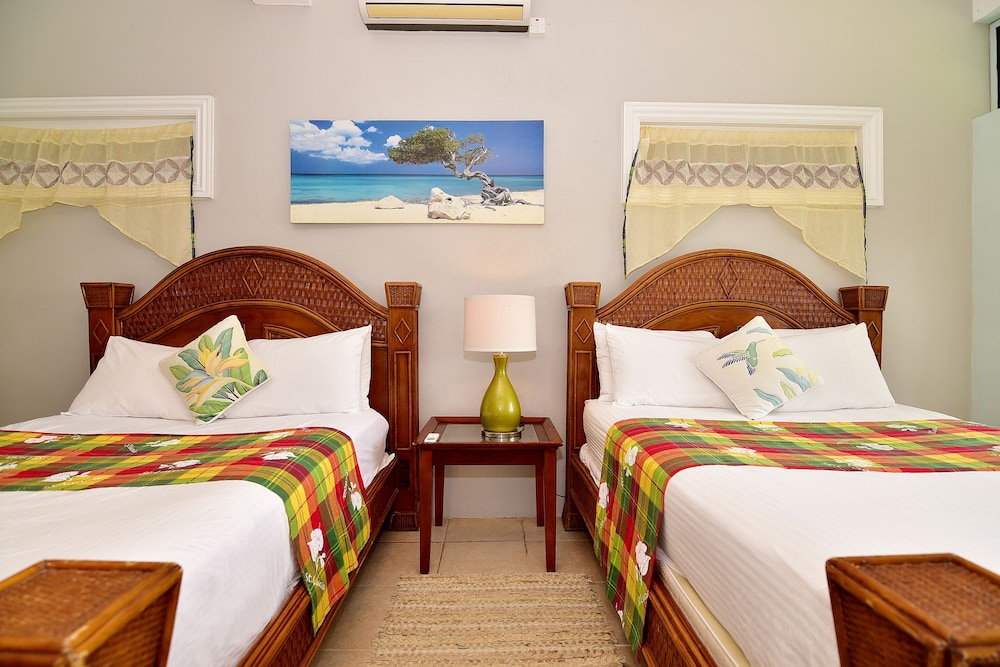 Villa Annmarie Beachfront Retreat - Santa Lucía