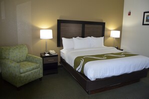 Ferro/tábua de engomar, Wi-fi grátis, roupa de cama fornecida 