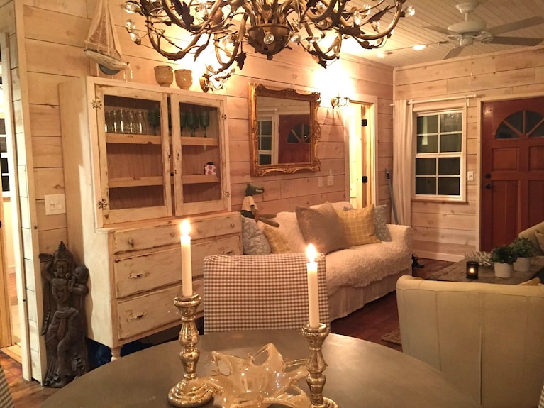 完璧! 美しい完全に改装されたコテージ、Ac、視界、および砂へのステップ! - サンディエゴ