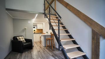 Apartamento Cidade, 1 cama queen-size, não fumadores | Sala de estar