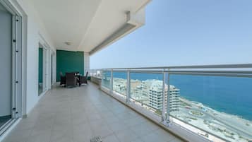 Apartamento (2 Bedrooms) | Varanda
