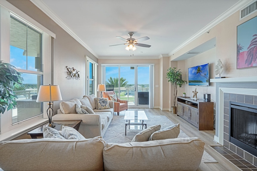 Luxury Family Condo On The Beach - Florida