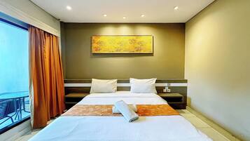 Quarto Deluxe | 1 quarto, roupa de alta qualidade, secretária, internet com fios grátis