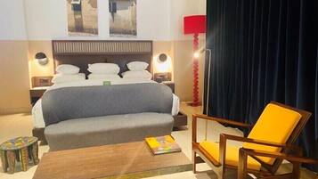Suite, não fumadores | 1 quarto, lençóis de algodão egípcio, roupa de alta qualidade