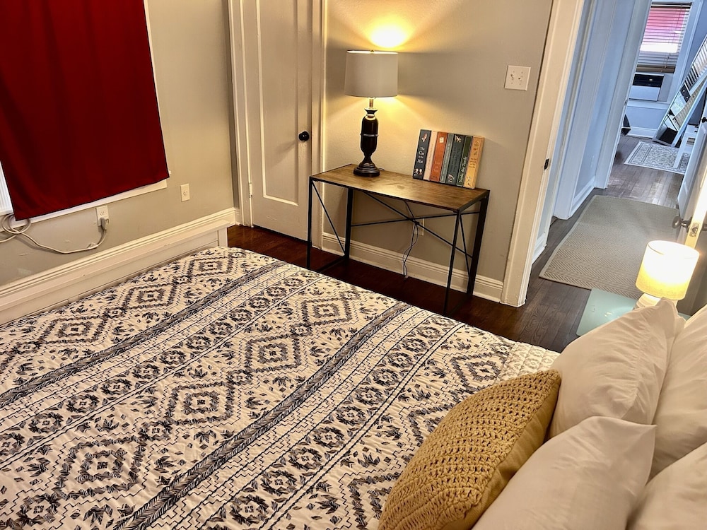 Museum Dist - Comfy 2br - Free Park - 5starhost - 휴스턴