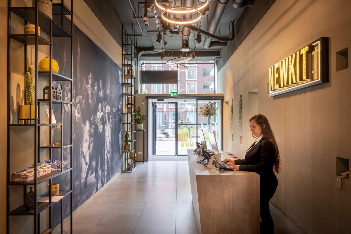 Hotel New Kit Reviews, Deals & Photos 2024 - Expedia