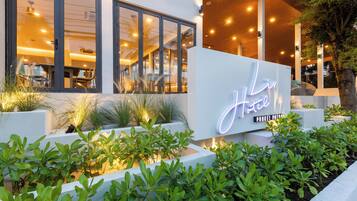 Fachada da propriedade