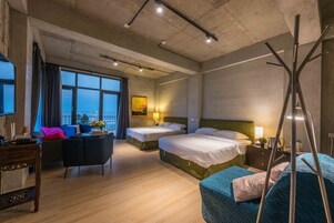 Quarto Quádruplo Standard, vista para o oceano (4F) | Com mobília individualizada