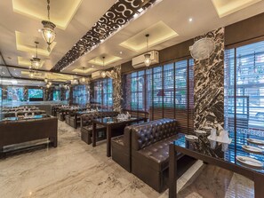 Pequeno-almoço tipo buffet diário incluído