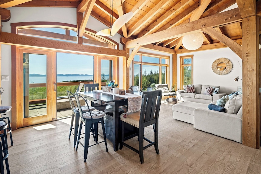 Mystic Beach Vacation Home-oceanview Modern Timberframe With Hot Tub - Vancouver Island