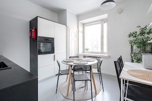 Apartamento Cidade, 1 quarto, Vista para a cidade | 1 quarto, cortinas/cortinados opacos, quartos insonorizados 