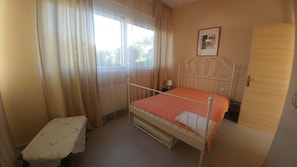 Apartamento Familiar, 2 quartos, casa de banho privativa | Com decoração personalizada, com mobília individualizada 