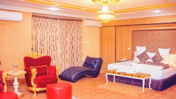 Suite Presidencial, não fumadores | Roupa de alta qualidade, secretária