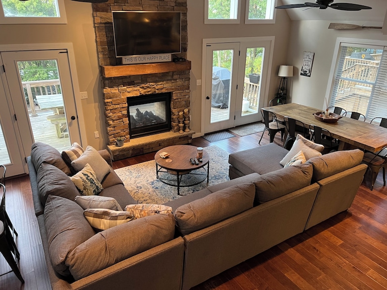 ¡Nuevo! Lake Harmony Lodge / Acceso Al Lago / Estación De Esquí / Golf / Carreras / Casinos - Lake Harmony, PA