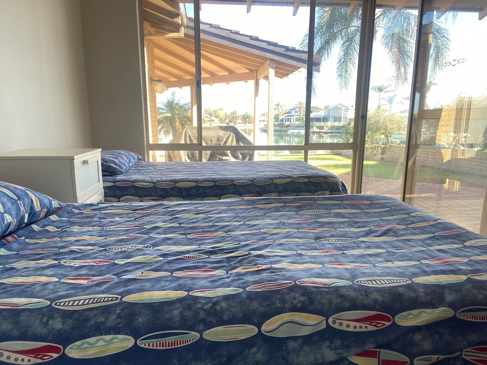 The Canal House - Mandurah