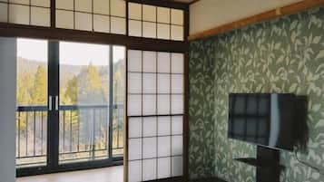 Quarto Duplo ou Twin em estilo japonês (8 tatami mats with open air bath) | Wi-Fi de cortesia, roupa de cama