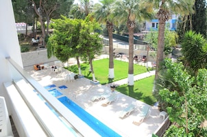 Minibar, cofre no quarto, quartos insonorizados, Wi-fi grátis