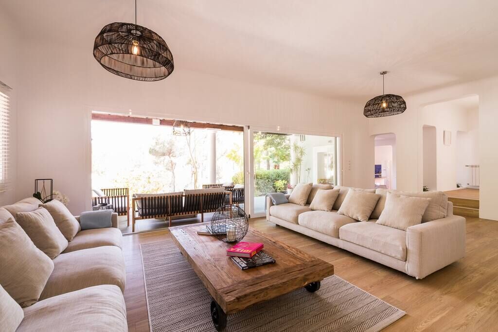 Can Vishnu: Secluded Villa In Private Grounds W Ac - Ibiza