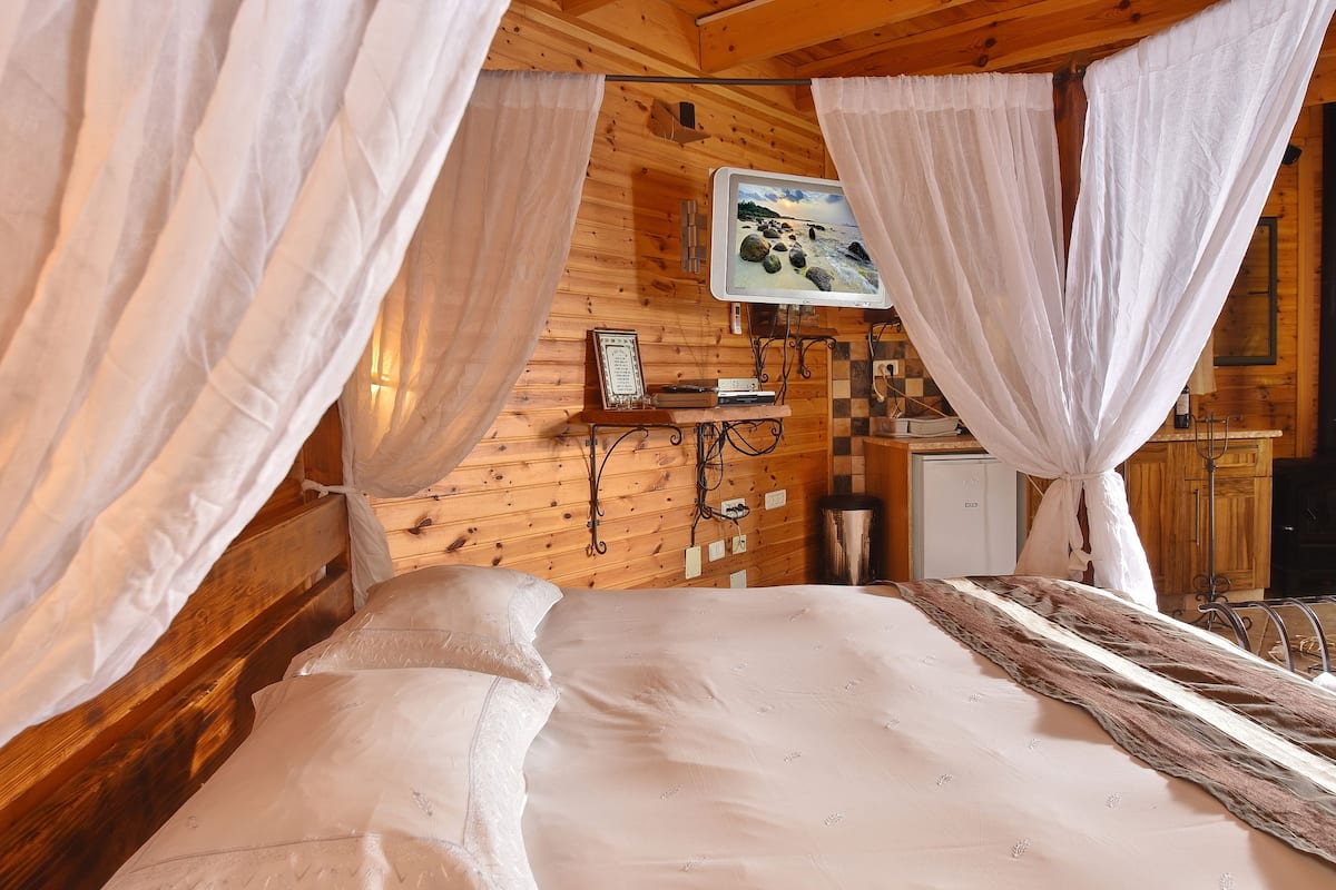 Cabana de Madeira Deluxe, várias camas, não fumadores | Berços/camas para crianças grátis, Wi-fi grátis