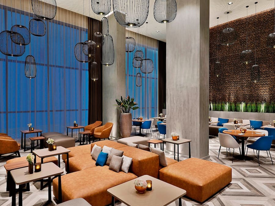 2 bares/lounges, este bar no terraço do hotel