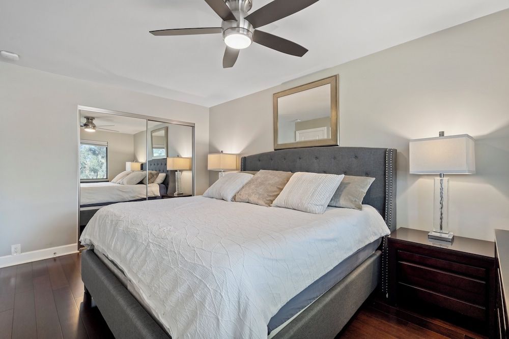 Old Town Scottsdale Newly Upgraded Townhouse - Scottsdale, AZ