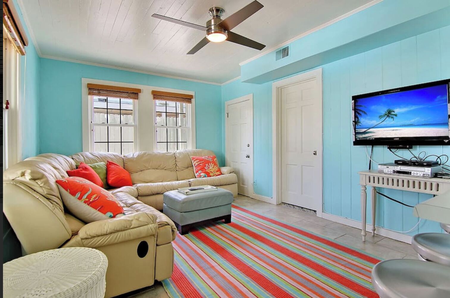 Spacious Isle Of Palms Beach House With Private Pool, One Block To The Beach - Charleston, SC