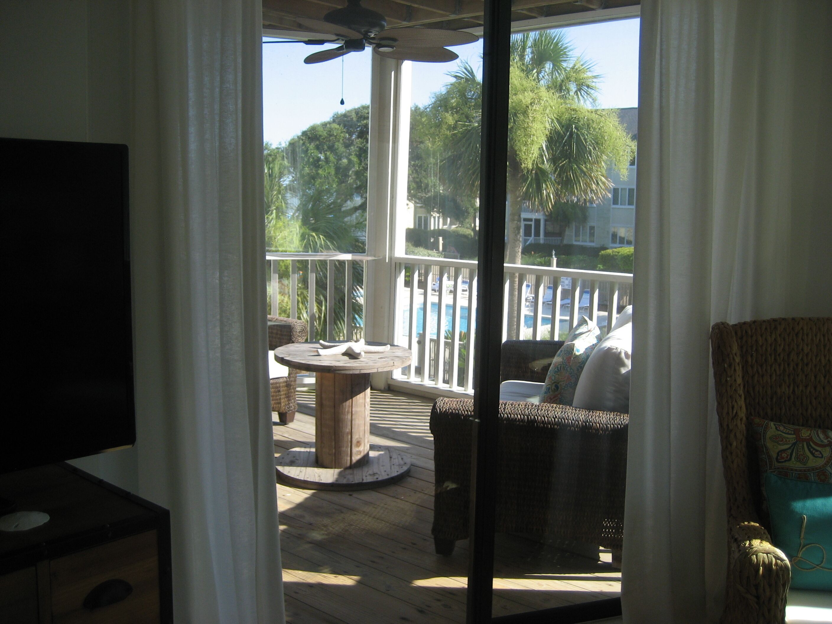 Ocean Breeze Villa - Beautiful Ocean Views! - Mount Pleasant, SC