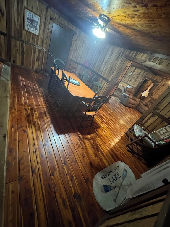 Lakeview Cabin On Dale Hollow Lake, Celina, Tn - Dale Hollow Reservoir, TN