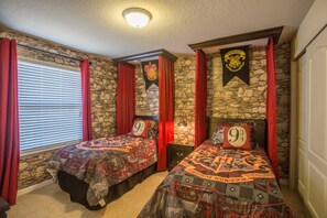 Vila, várias camas | 8 quartos