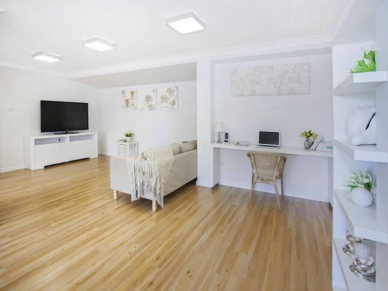 Waves Holiday Apartment - 월런공