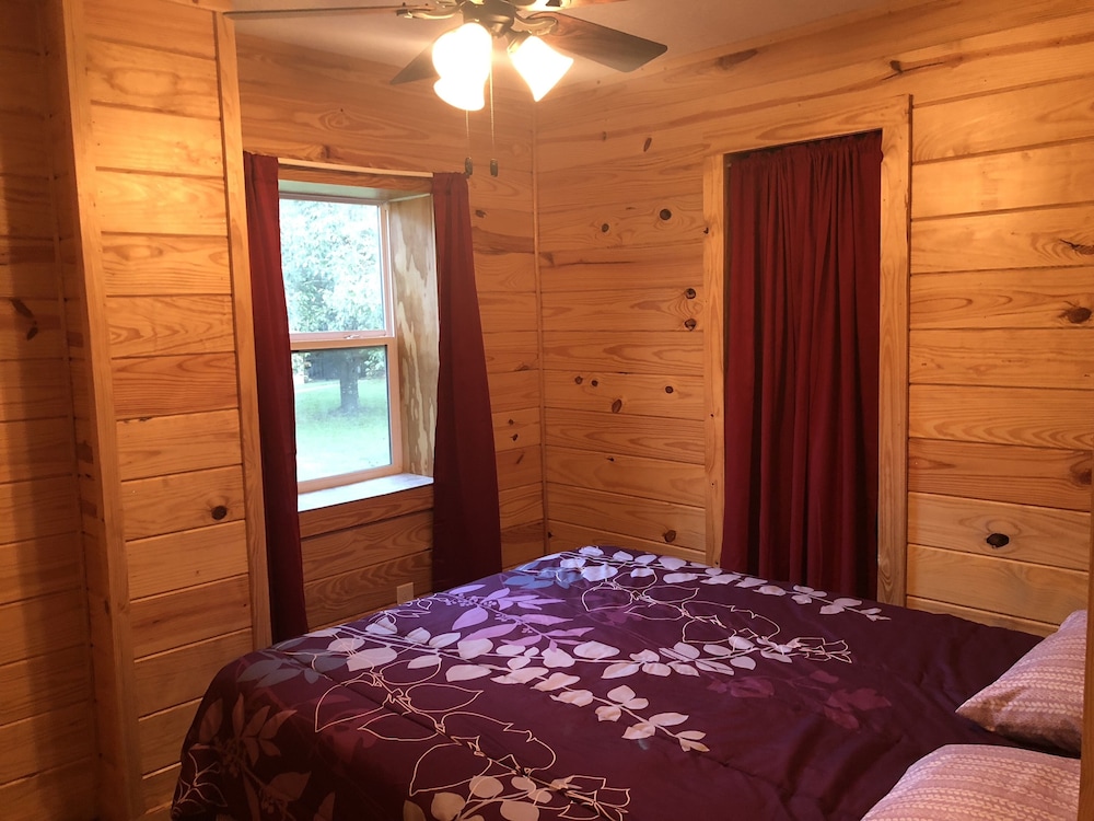 Cozy Lake Area Cabin! Sandy Beaches Nearby And Close To Boat Launch! - Toledo Bend Reservoir