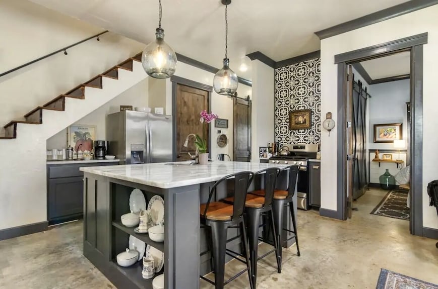 Urban Farm House Country Living - Arkansas