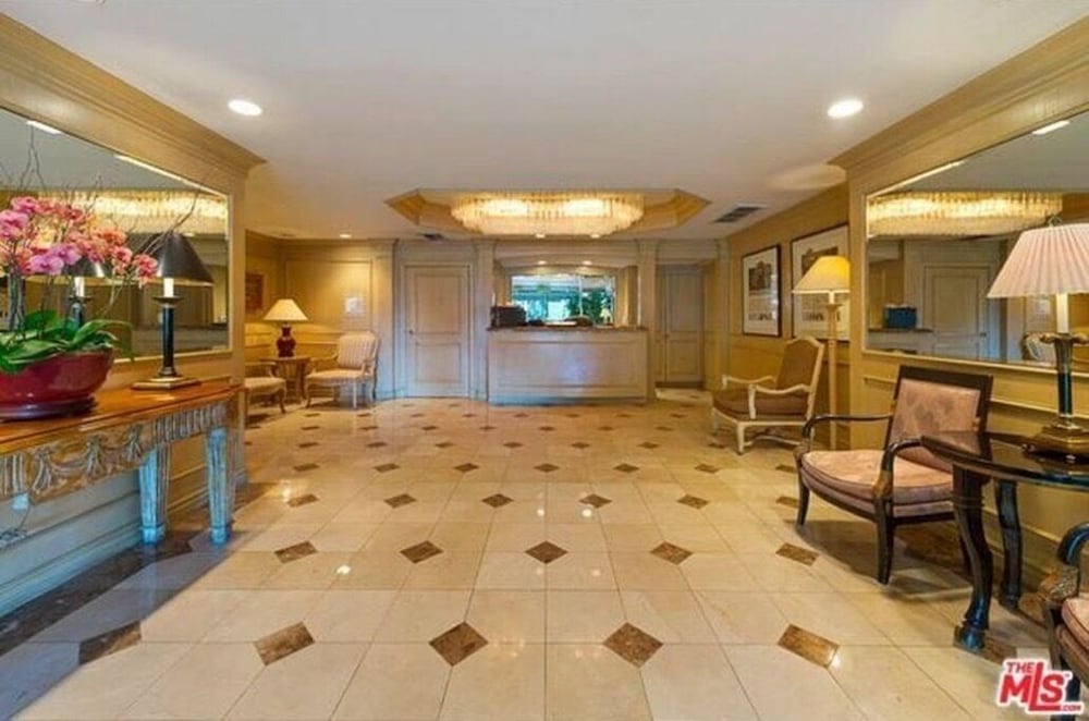 Luxurious Wilshire Corridor Condo Near Ucla, Century City, & Beverly Hills - Santa Monica, CA