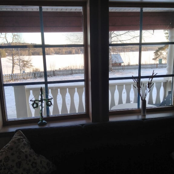 Semesterhus Nära Hovfjallet, Torsby. Sommar Vid Sjön, Vinter På Backarna - Värmlands län