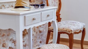 Quarto Duplo Standard | Sala de estar