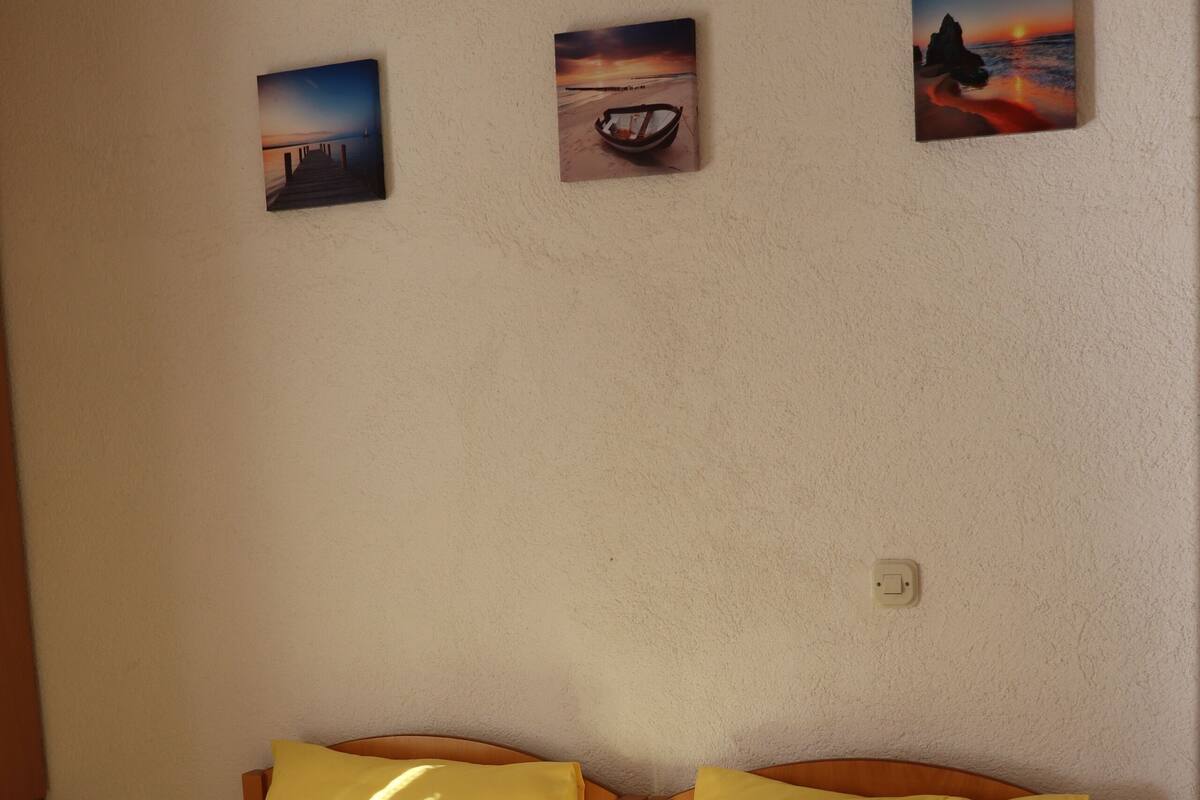 Secretária, quartos insonorizados, ferro/tábua de engomar, Wi-fi grátis 
