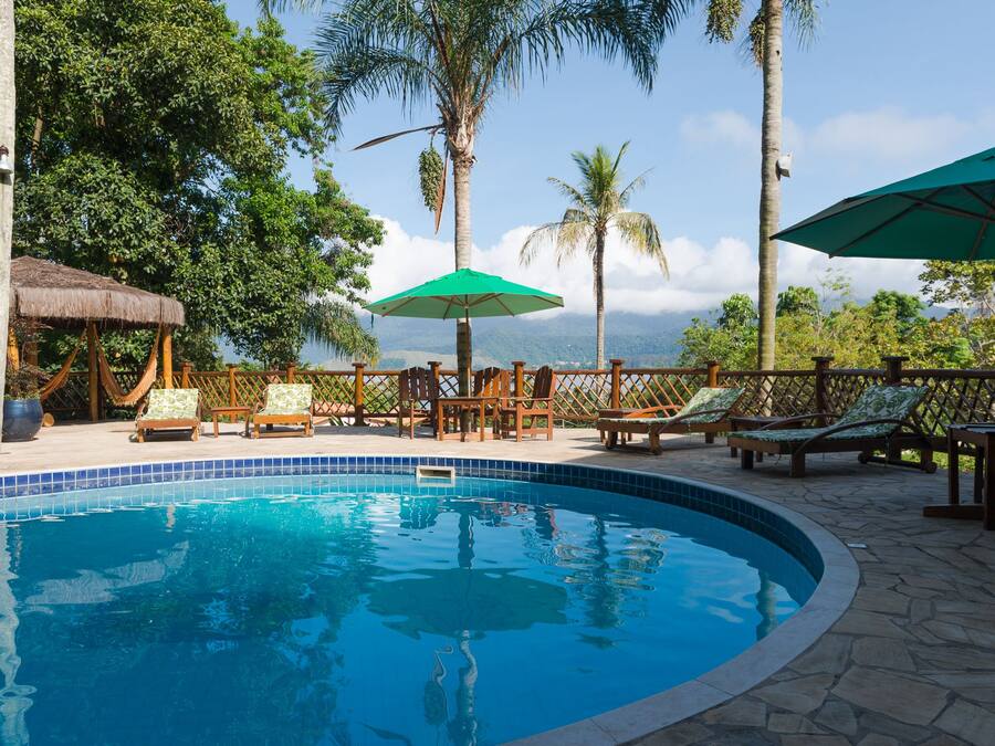 2 piscinas exteriores, da(s) 9:00 à(s) 22:00, toldos gratuitos