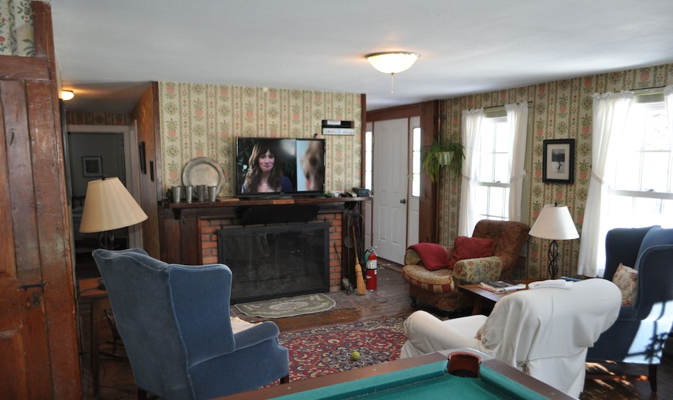 Charming & Private Farm House - Vermont