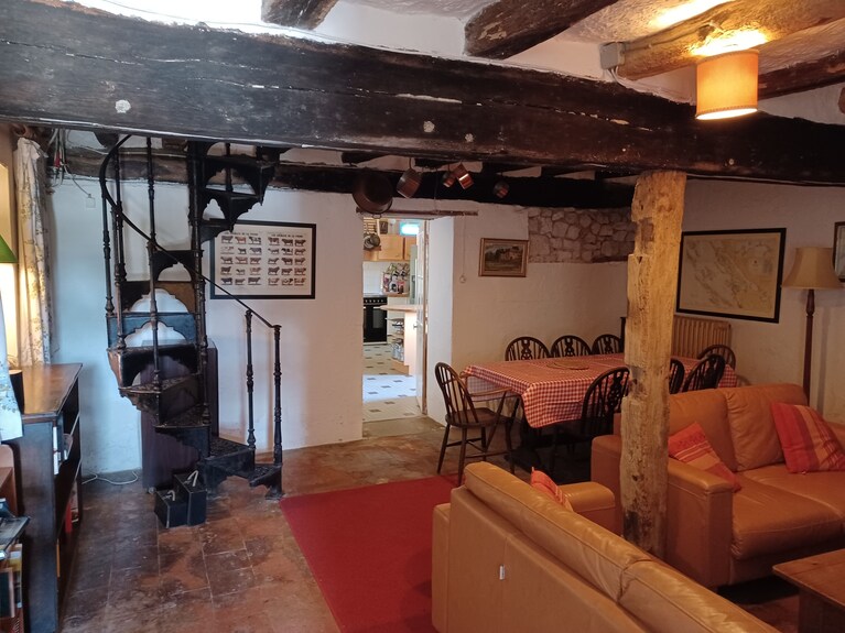 Ferme Spacieuse Avec Piscine Privée - Centre-Val de Loire