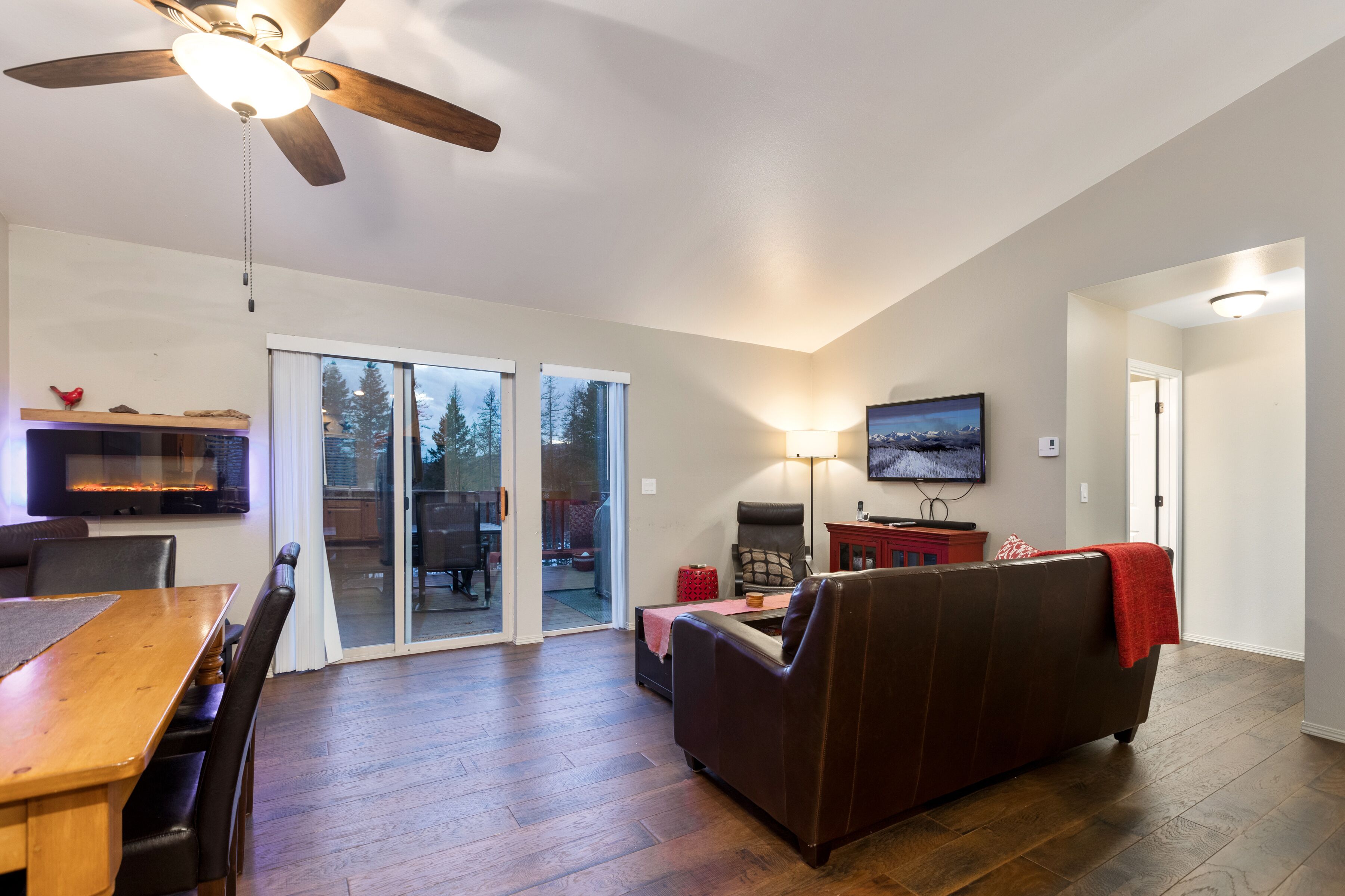 4 Bedroom Townhome Close To Downtown, Whitefish Lake And Ski Resort - Whitefish Lake State Park, Whitefish