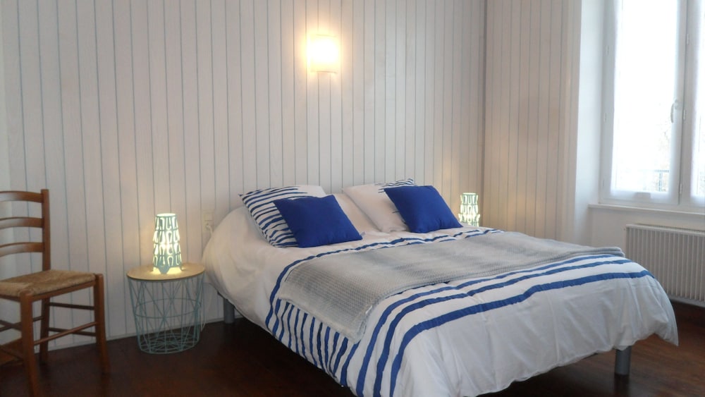 Ferienhaus "Ty Koffeg" 2 Bis 8 Personen "3 Schlüssel" 7 Km Von Den Stränden Entfernt, Wifi. - Kervel